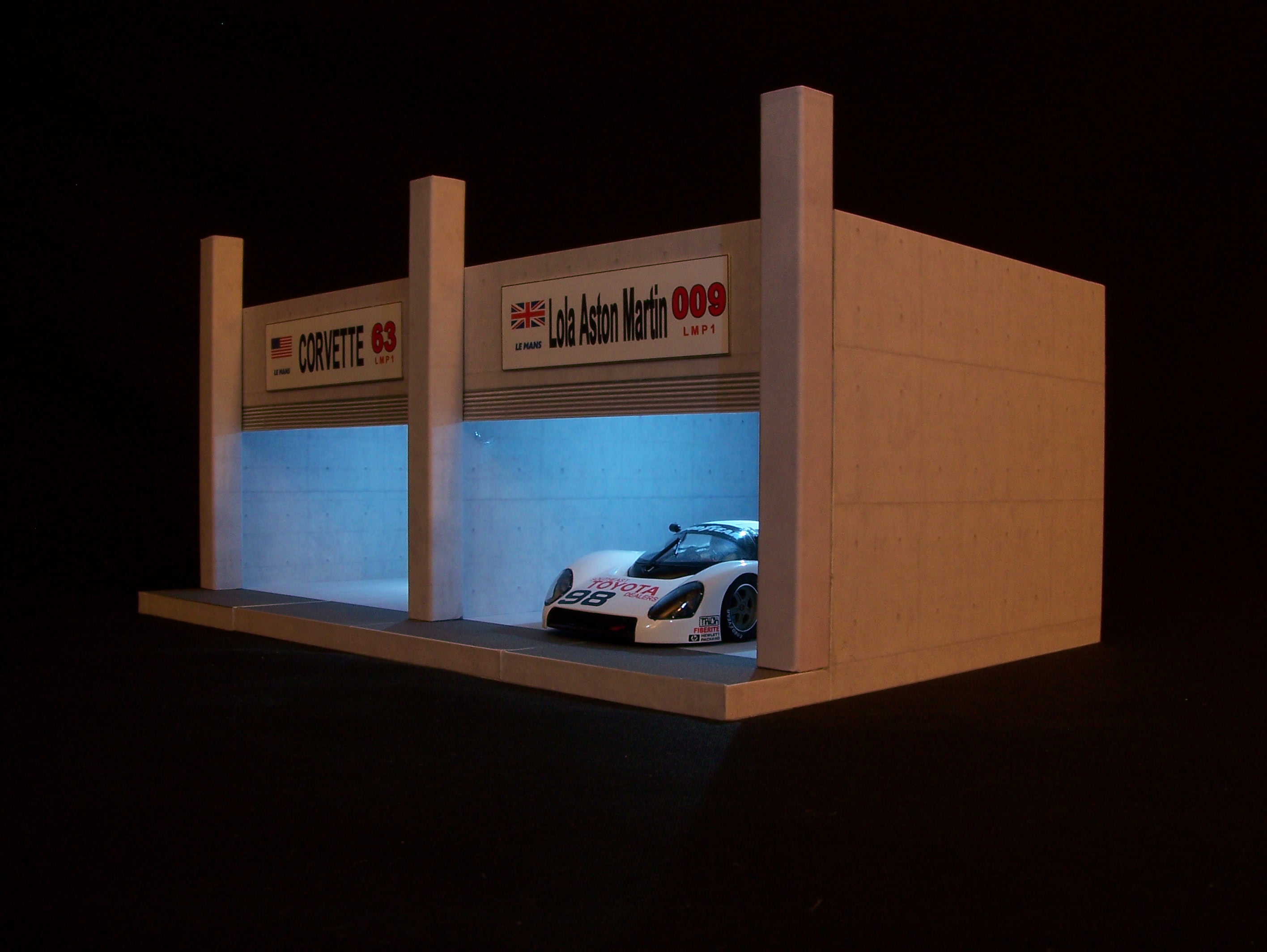 Carrera Slots - Carrera Slot Cars - Racing Tracks and Sets: Z1006 Le ...
